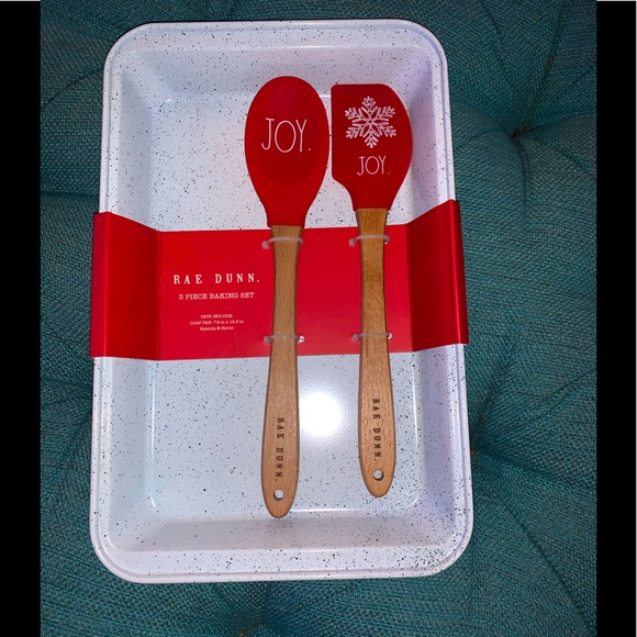 Rae Dunn | Kitchen | Rae Dunn Christmas Baking Set | Poshmark